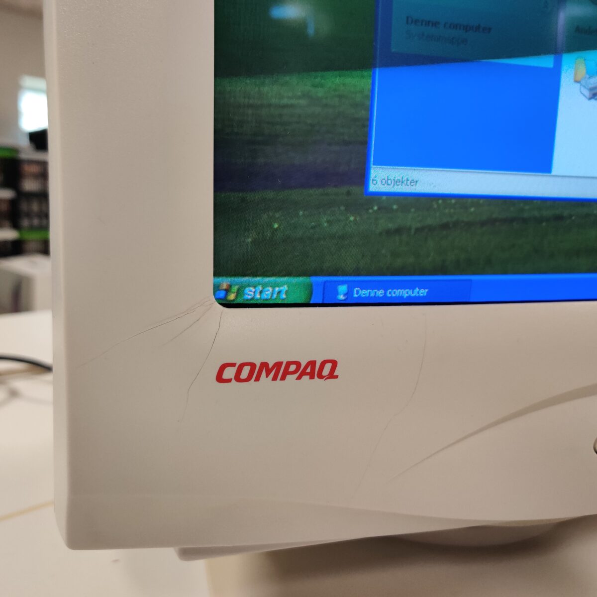 Compaq Presario MV720 Color Monitor 17" CRT - WTS Retro - Køb her