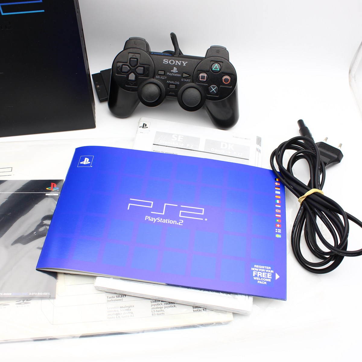 Playstation 2 konsol (FAT - Boxed - SCPH-39004) - WTS Retro - Køb her