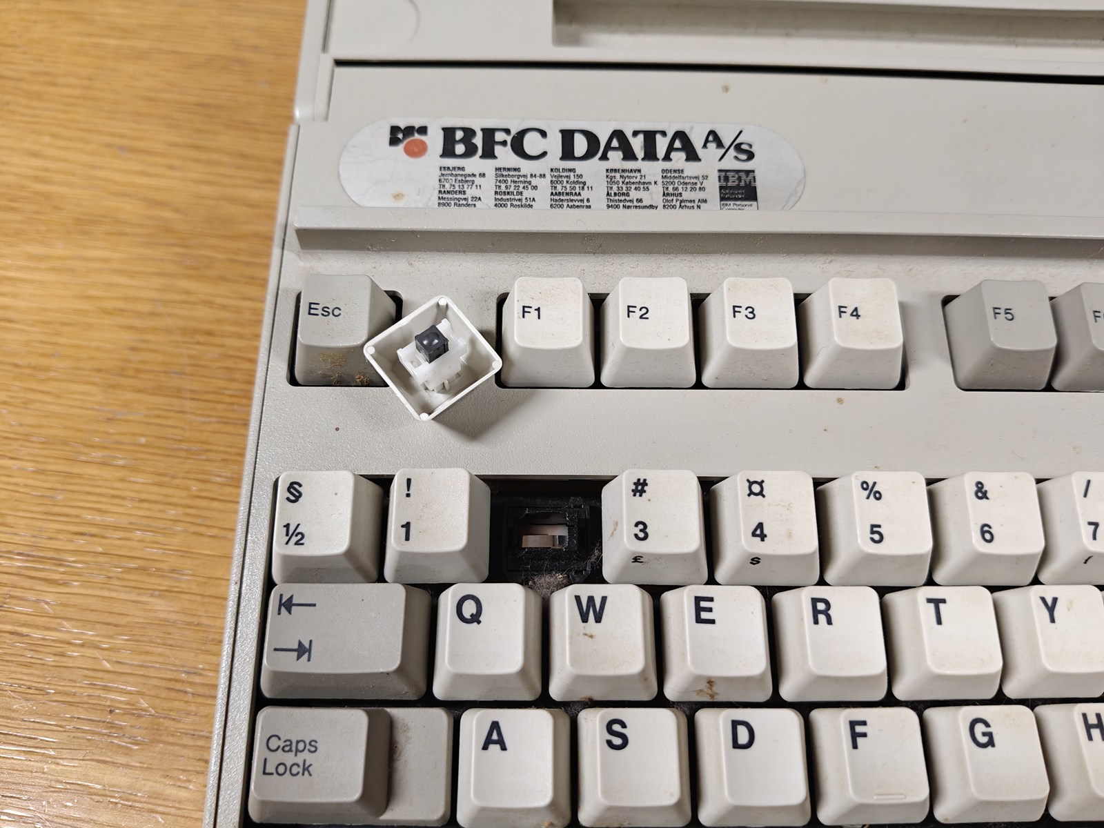 IBM PS/2 Model P70 386 Portable Computer (Delvis defekt) - WTS Retro