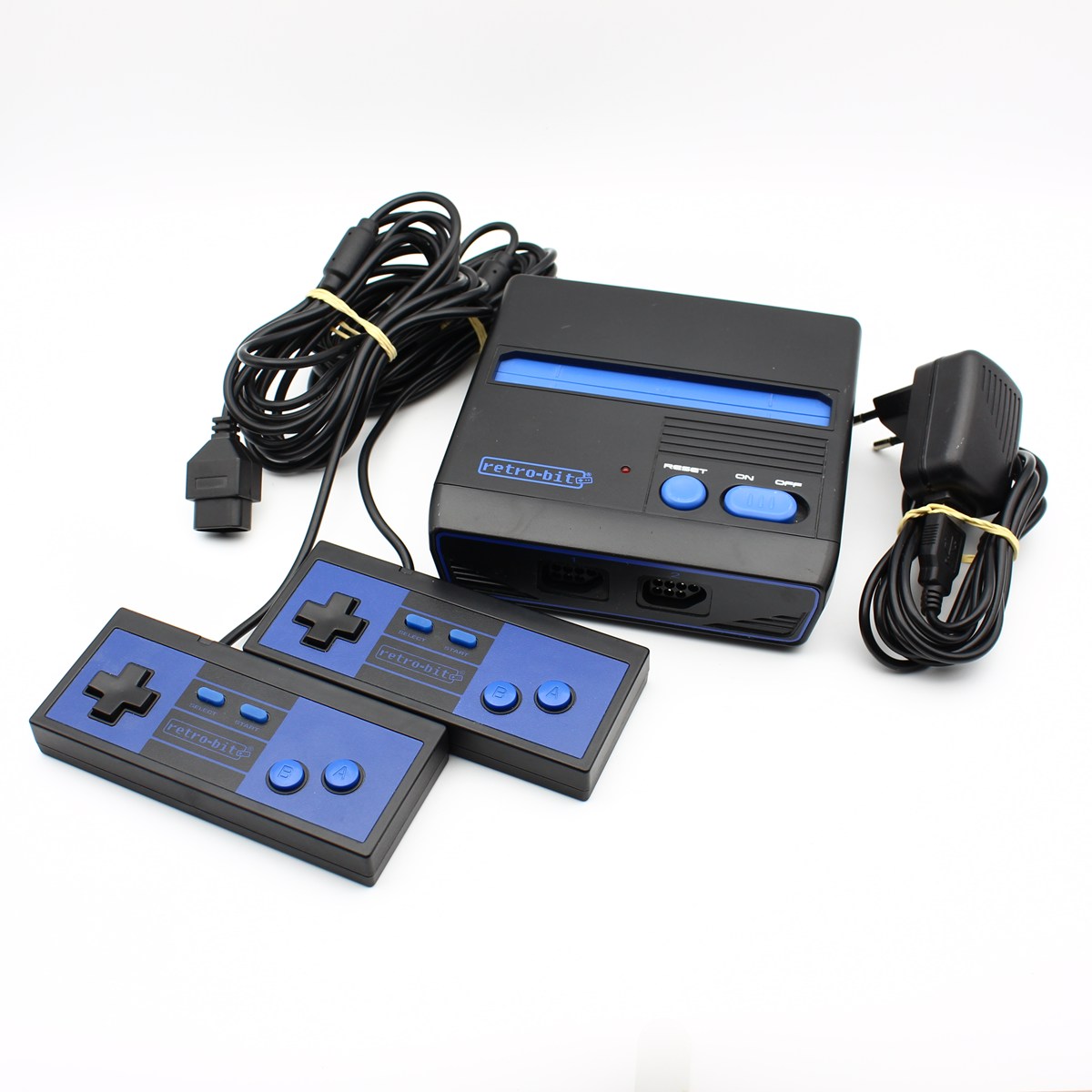 Retro-Bit RES+ HD konsol - Kan spille NES spil - WTS Retro - Køb ...